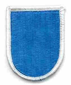 105th Military Intelligence Battalion (LRS Det.) Beret Flash - Saunders ...