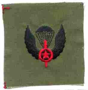 OPFOR Parachutist Wing in olive drab subdued, Opposing Force Wing ...