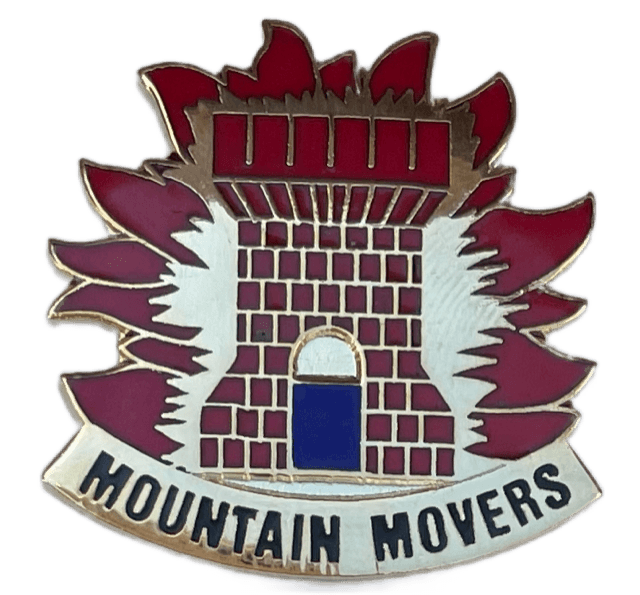 US Army 589th Engineer Battalion Unit Crest - Saunders Military Insignia