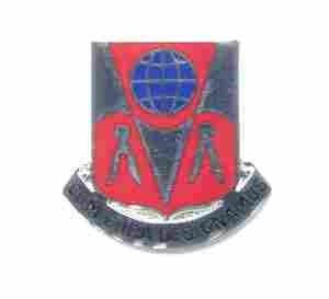 US Army 652nd Engineer Battalion Unit Crest - Saunders Military Insignia